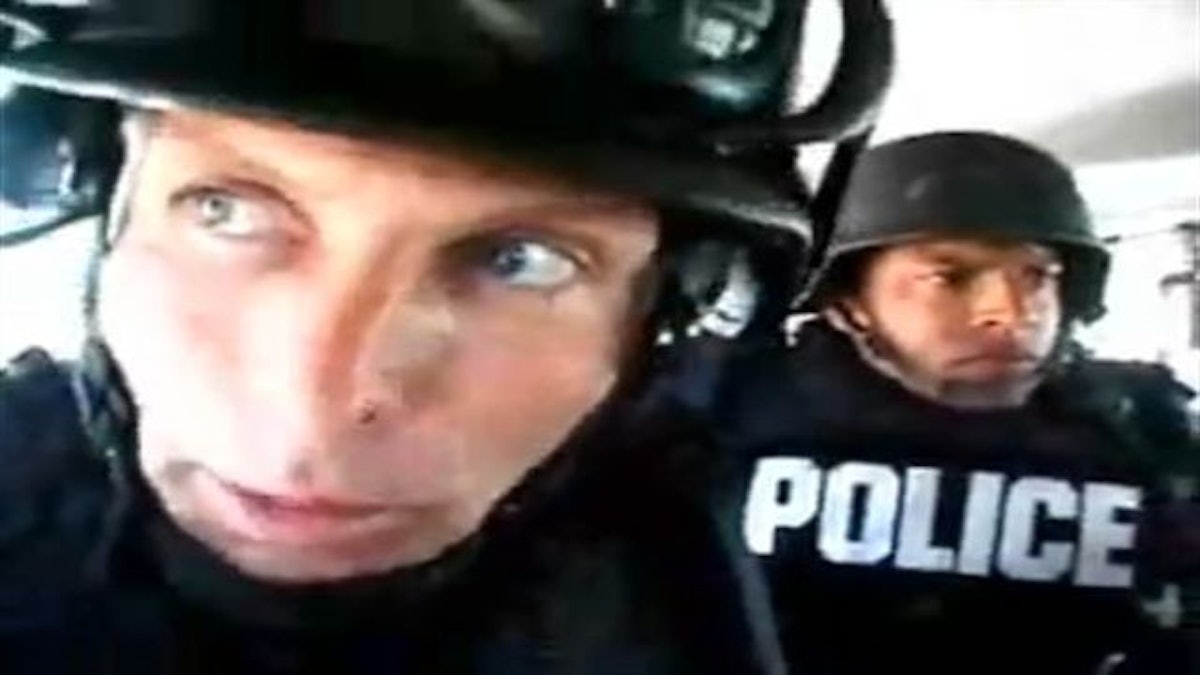 Dallas SWAT Takes Down a Pair of Crack Houses | Police Magazine