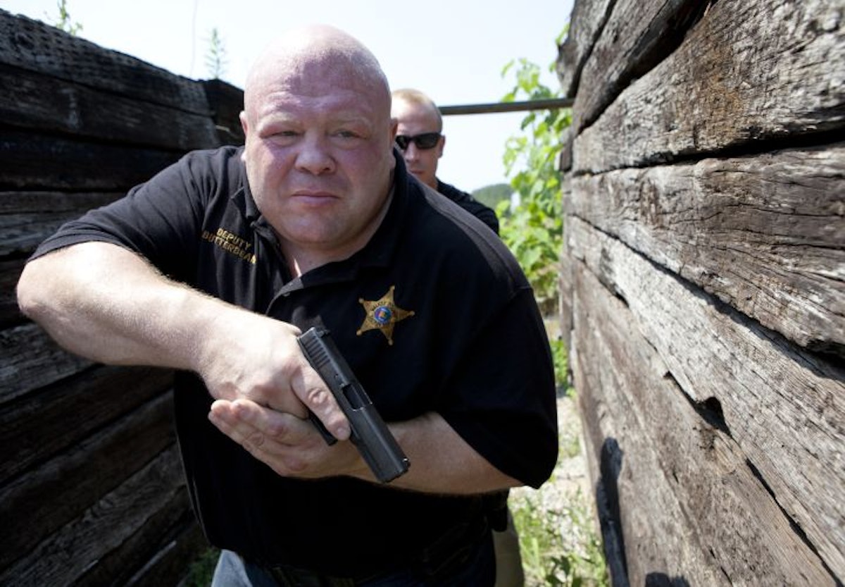 Former Boxer Butterbean Stars In LE Reality Series | Police Magazine