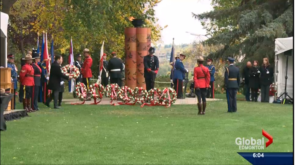 Canadian Law Enforcement Members Pay Respect to Fallen Officers ...