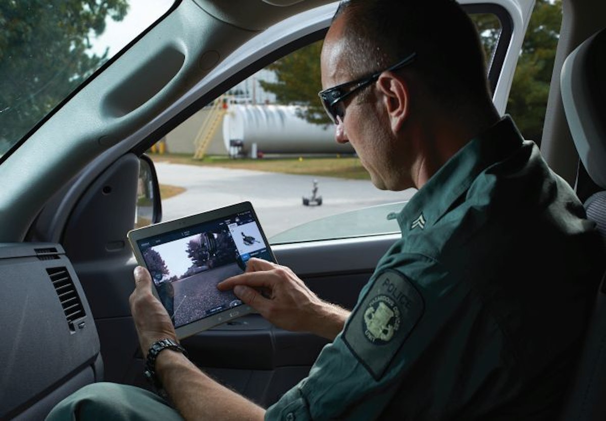 iRobot Unveils Its First Multi-Robot Tablet Controller for First ...